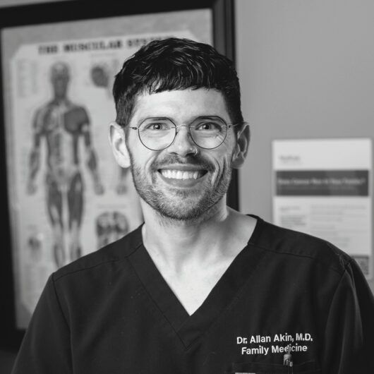 Meet Our Doctors: Dr. Jonathan Shaw - HealthScope® Magazine