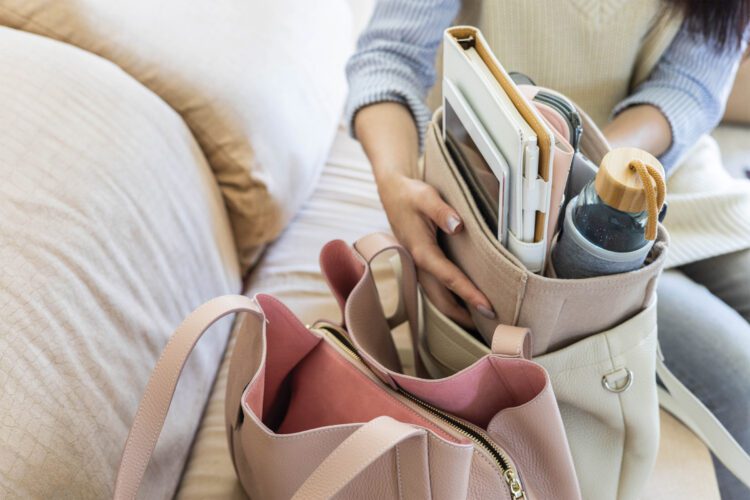 Organize Your Bag - HealthScope® Magazine